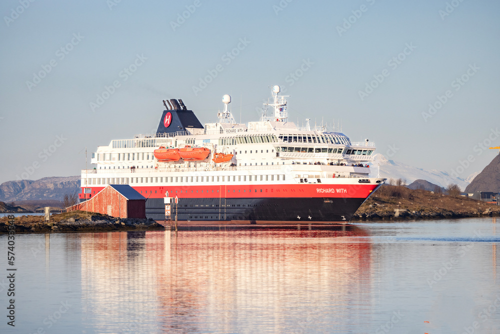 MS Richard With proudly carries the name of Hurtigruten's founder. In ...