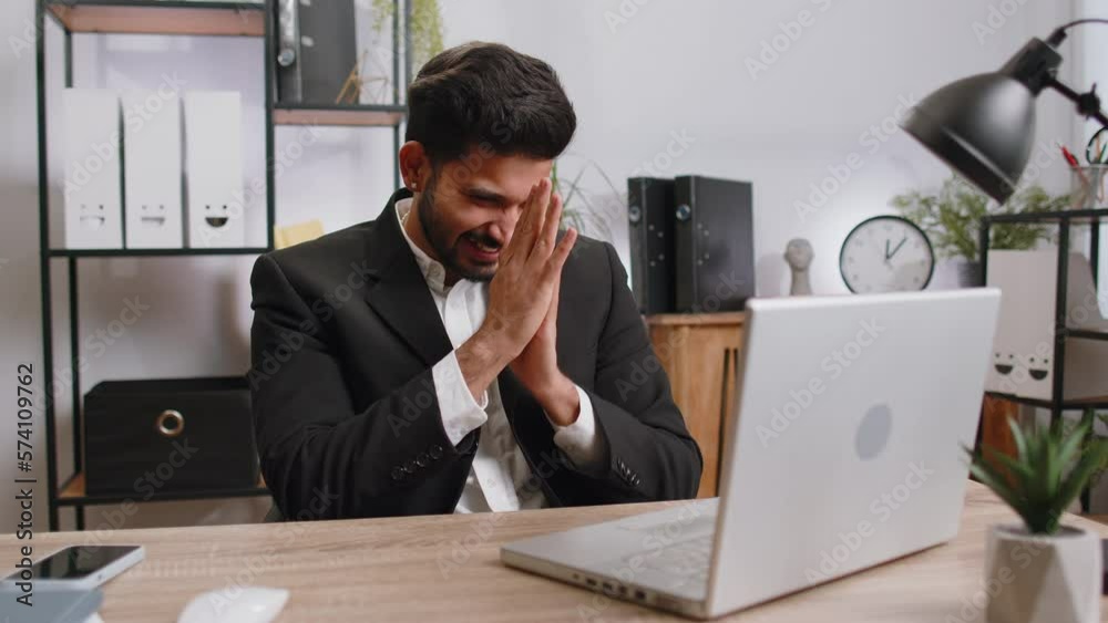 Sneaky cunning bearded indian businessman with tricky face ...