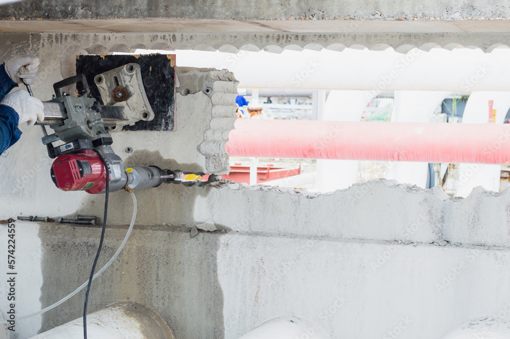 CONCRETE DRILLING MACHINE.Diamond drilling machine hole in the concrete ...