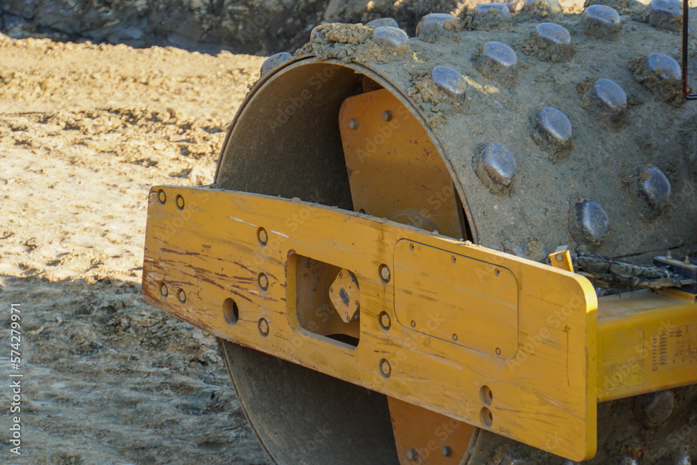 Single drum soil compactor. Compactor with vibratory padfoot drum ...