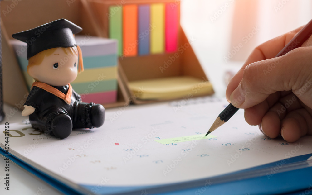 Annual Leave Schedule Planning To Do List Concept. Man hand uses a ...