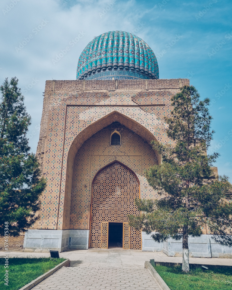 Persian architecture on the Silk Road in Samarkand, Uzbekistan Stock ...