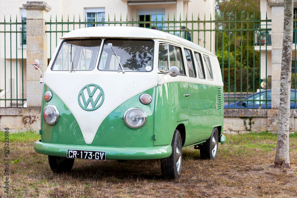 Volkswagen Kombi Split from the sixties Stock Photo | Adobe Stock