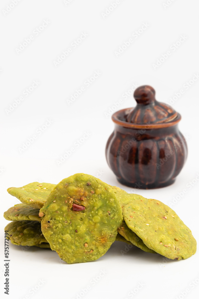 Namkin Green Palak Masala Mathri Also Called Spinach Matthi, Mathiya ...