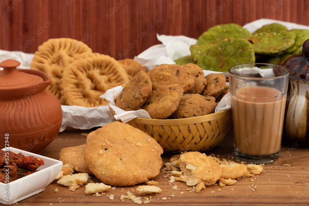 Famous Indian Tea Time Snack Namkeen Khasta Mathri, Masala Matthi ...