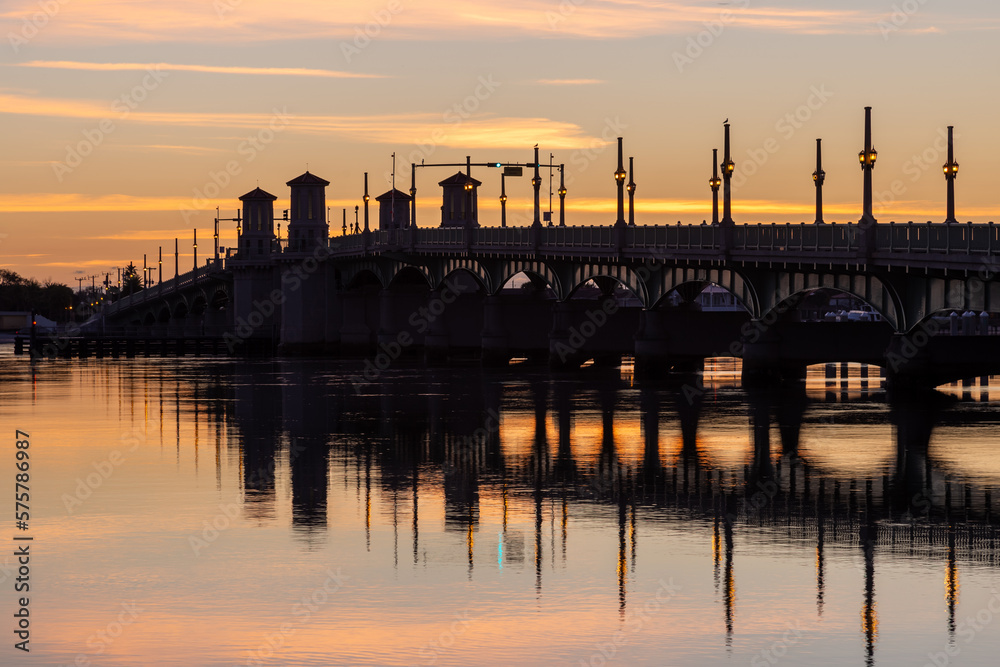 The 1927 double-leaf bascule Bridge of Lions connecting downtown to ...