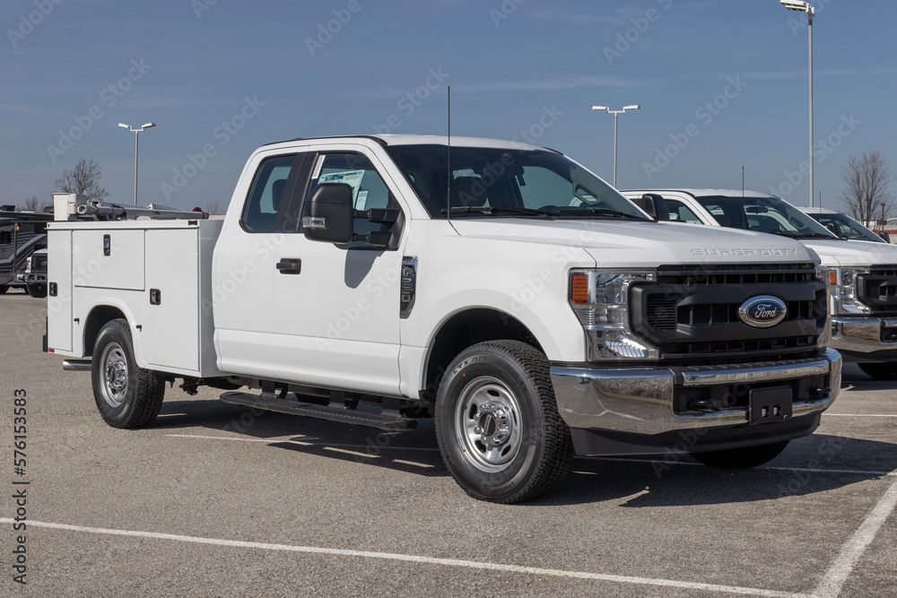 Ford Super Duty F-250 SuperCab display. Ford offers the Super Duty F250 ...