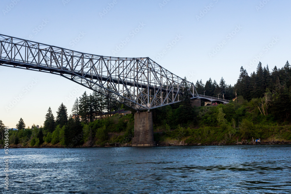 Steel truss cantilever bridge named Bridge of The Gods over Columbia ...