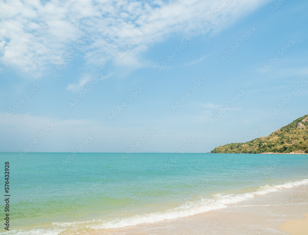 Beautiful Landscape summer panorama front viewpoint tropical sea beach ...
