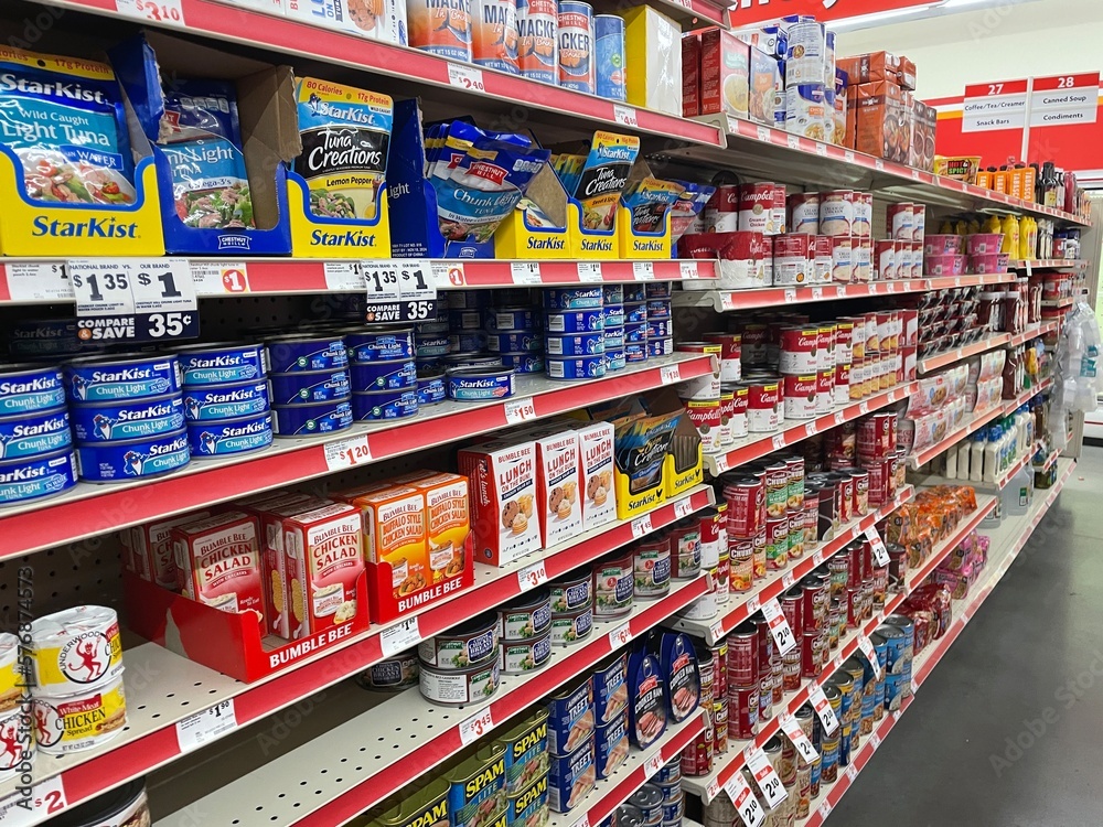 Family dollar retail store interior snack meats and cans Stock Photo ... Family dollar retail store interior snack meats and cans Stock Photo ...