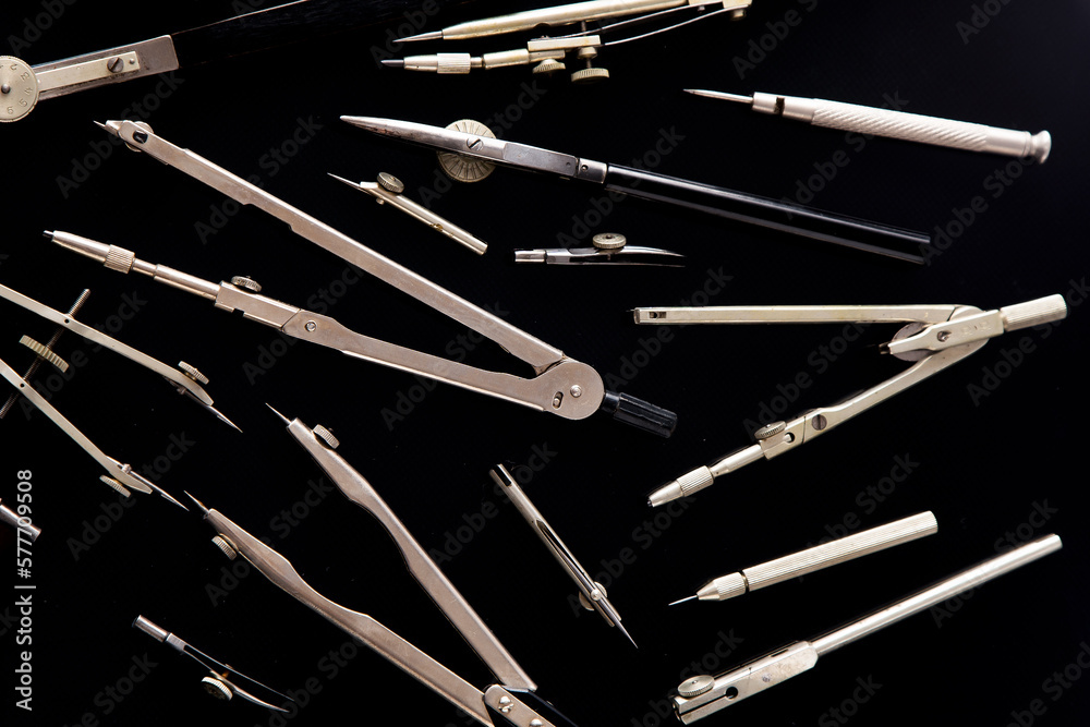 Compass for drawing. Set of old different compasses. Retro metal ...