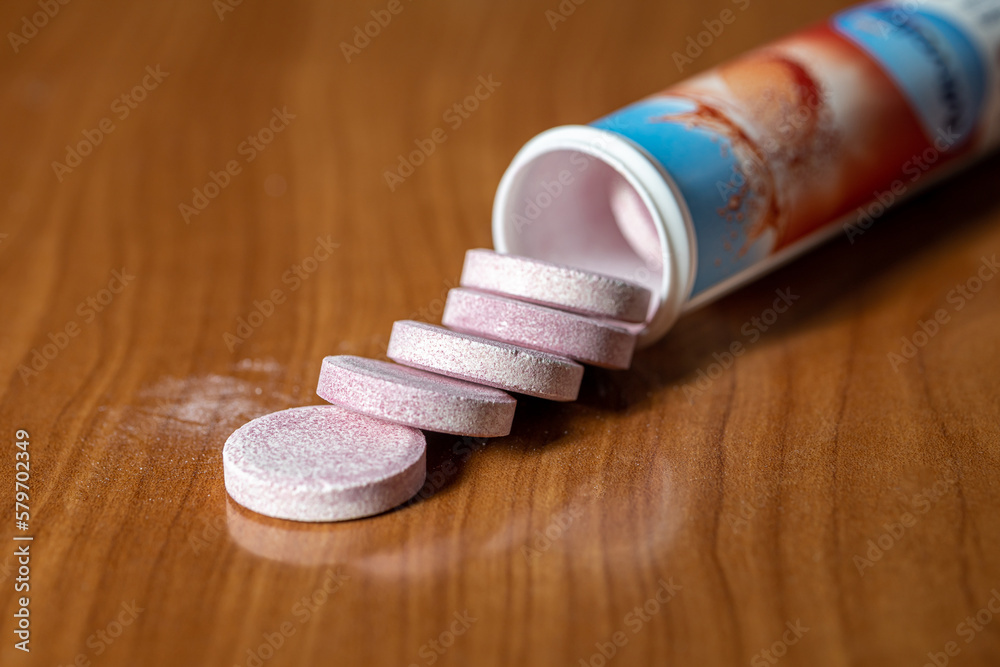 Multivitamin effervescent tablets. Soluble tablets of vitamin C ...