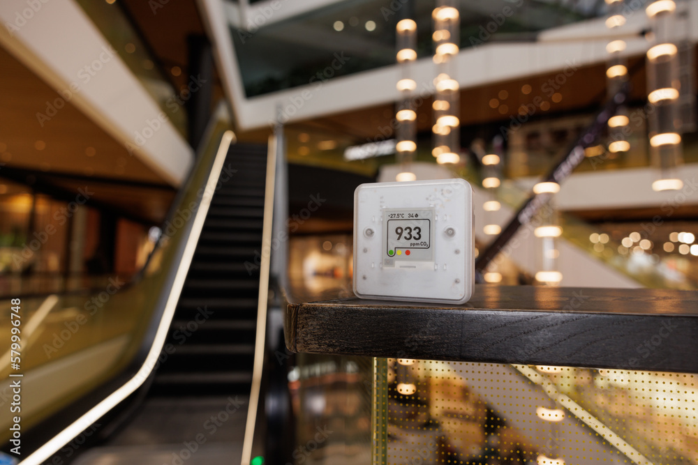 CO₂ sensor monitor. Indoor air quality sensor. Healthy work environment ...