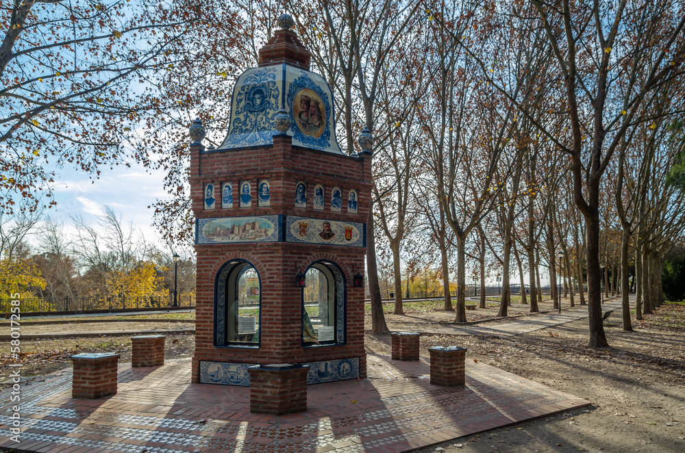TALAVERA DE LA REINA, SPAIN - DECEMBER 19, 2021: Monument to the Virgin ...