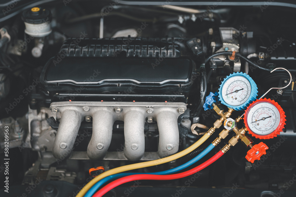 Foto de Car care maintenance and service, Hand technician auto mechanic ...