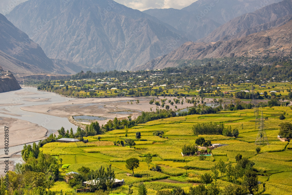 Beautiful scenery of Hunza Valley along Karakoram Highway, Gilgit ...