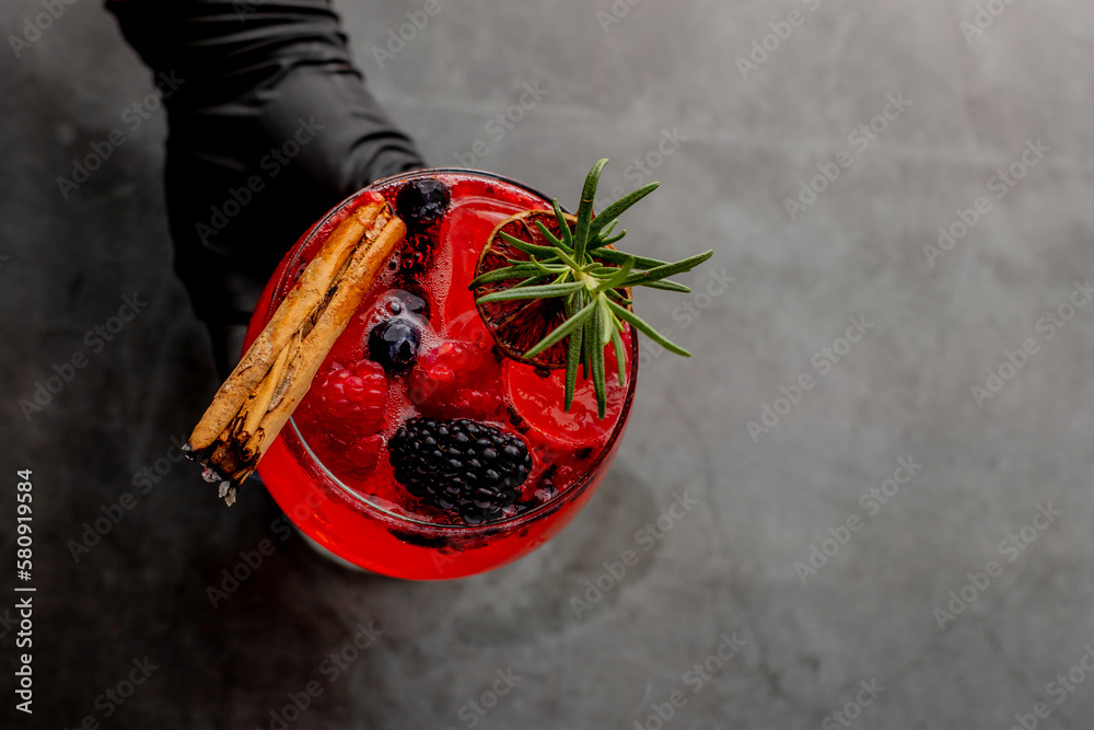 Gin tonic de frutos rojos Stock Photo | Adobe Stock