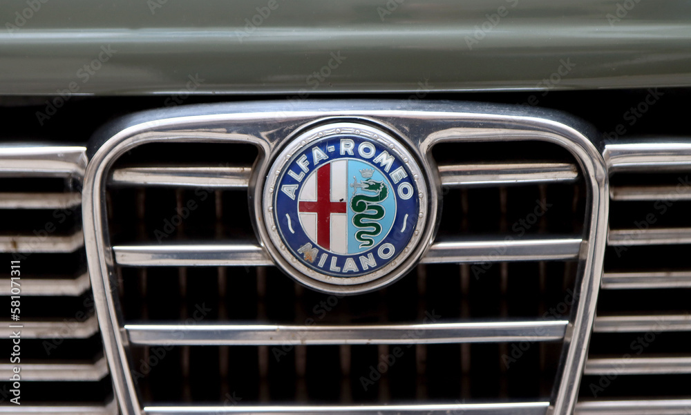 Alfa Romeo Giulia Super in sedan version of the Italian State Police ...