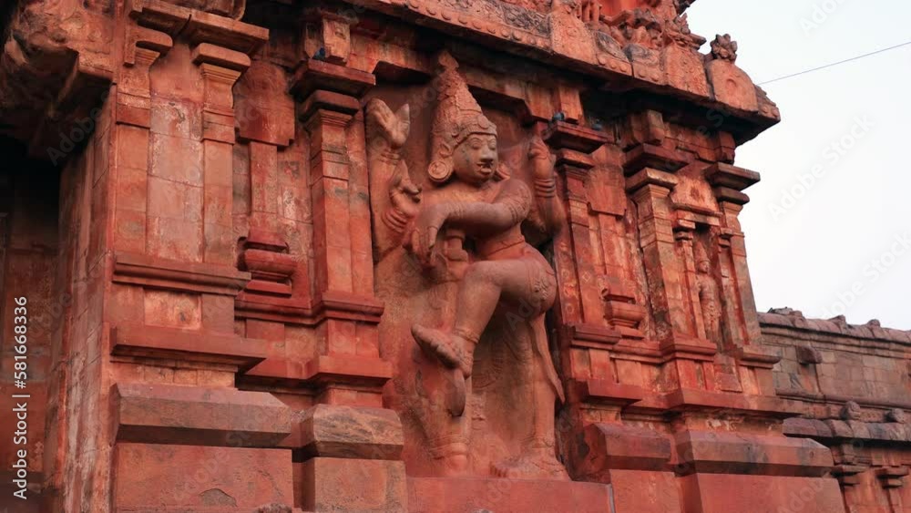 Huge statue of Dwara Palaka (Gate Keeper) at Entrance of Brihadeeswarar ...