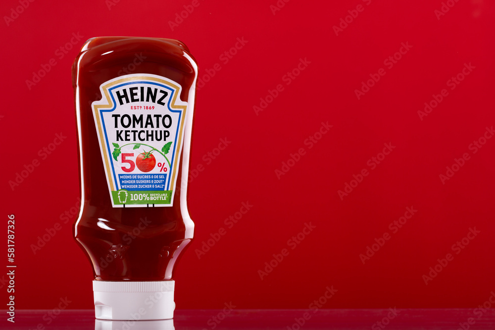 Heinz Tomato Ketchup Original Flavor version in a 490 ml presentation ...