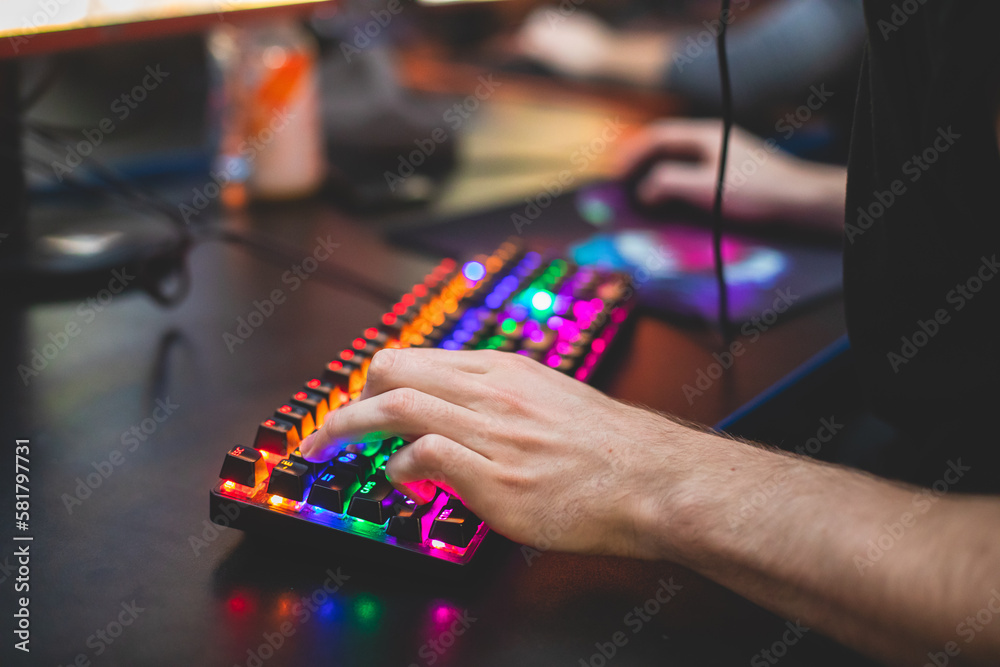 Foto de Cyber sport e-sports tournament, team of professional gamers ...