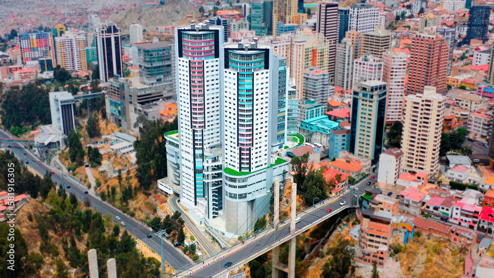 El Condominio Torres Del Poeta es la contrucción más grande de Bolivia ...