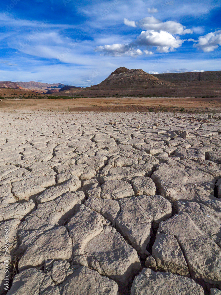 Dried and Cracked mud bottom in Lake Mead area near Las Vegas. Shot in ...