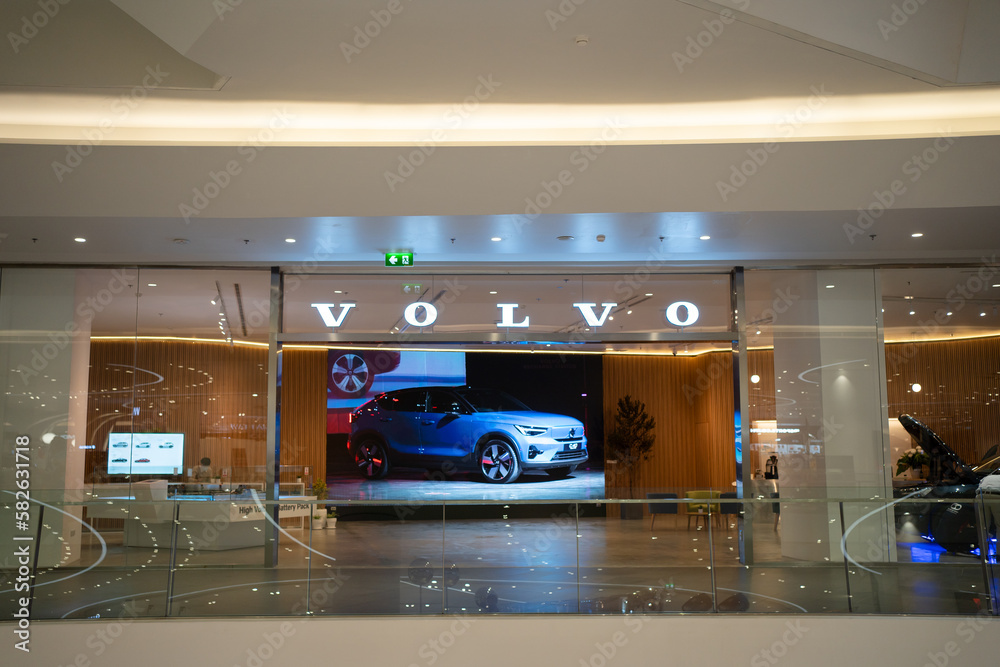BANGKOK, THAILAND - JUL 14, 2022: Volvo store in Iconsiam, Bangkok ...