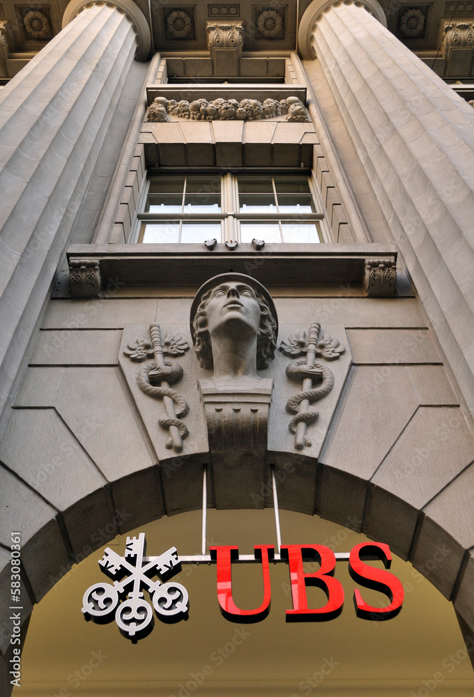 Three-keys (symbols of confidence, security, and discretion) logo of ...