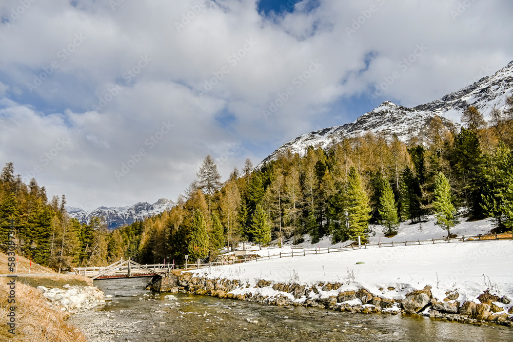Champfèr, Lej da Champfèr, Inn, Fluss, Lej Marsch, Wald, Wanderweg ...