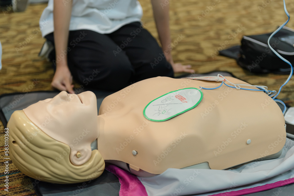 First aid cardiopulmonary resuscitation course using automated external ...