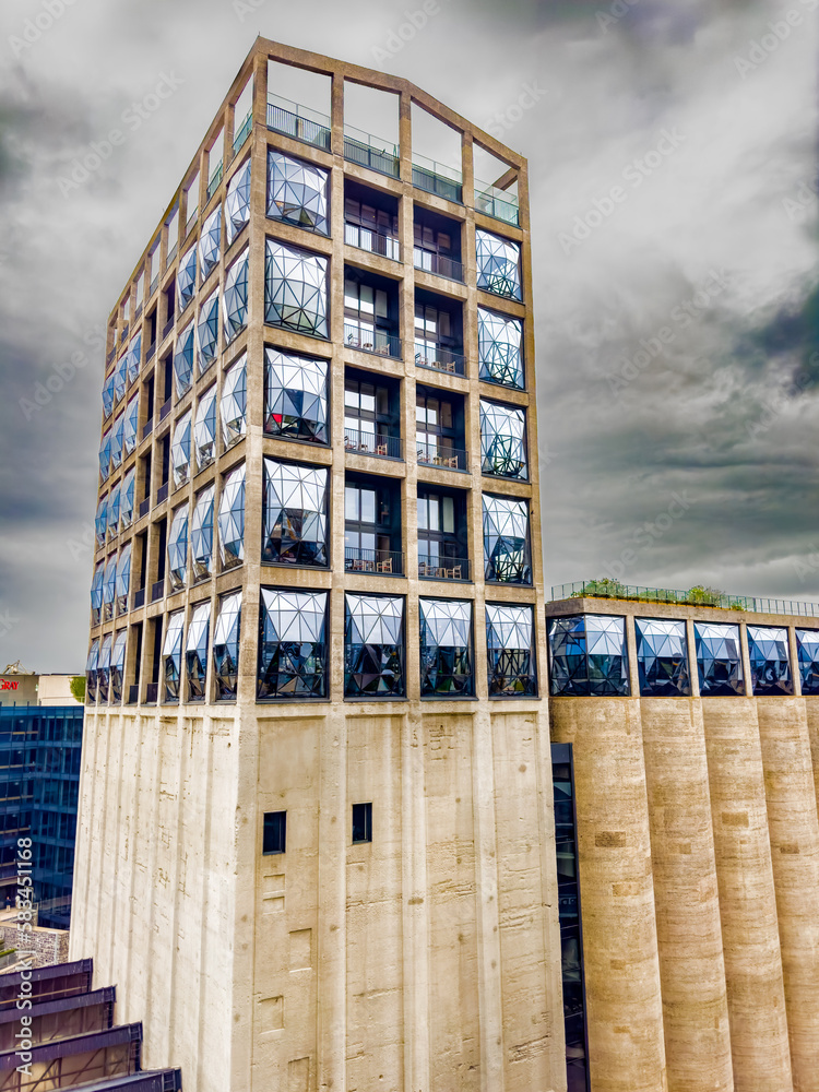 Repurposed grain silo turned modern museum building by designer Thomas ...
