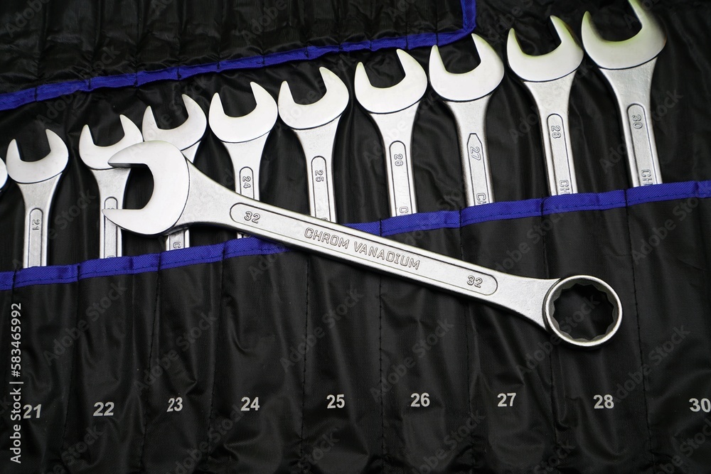 Foto de New screw-wrench set in a tool bag do Stock | Adobe Stock