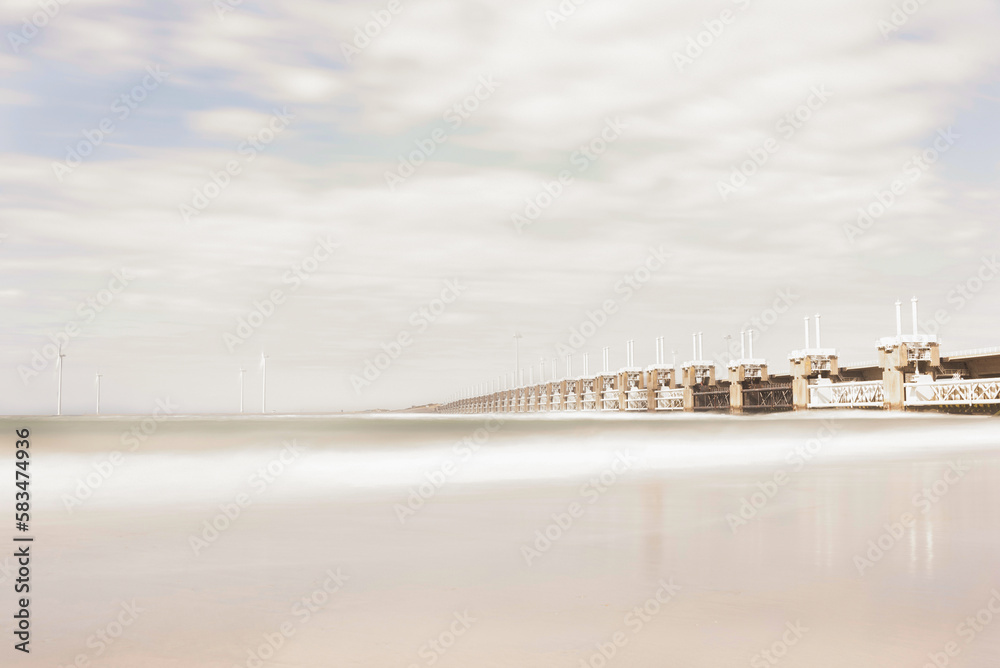 Banjaardstrand vor dem Oosterscheldesperrwerk bei Kamperland. Provinz ...