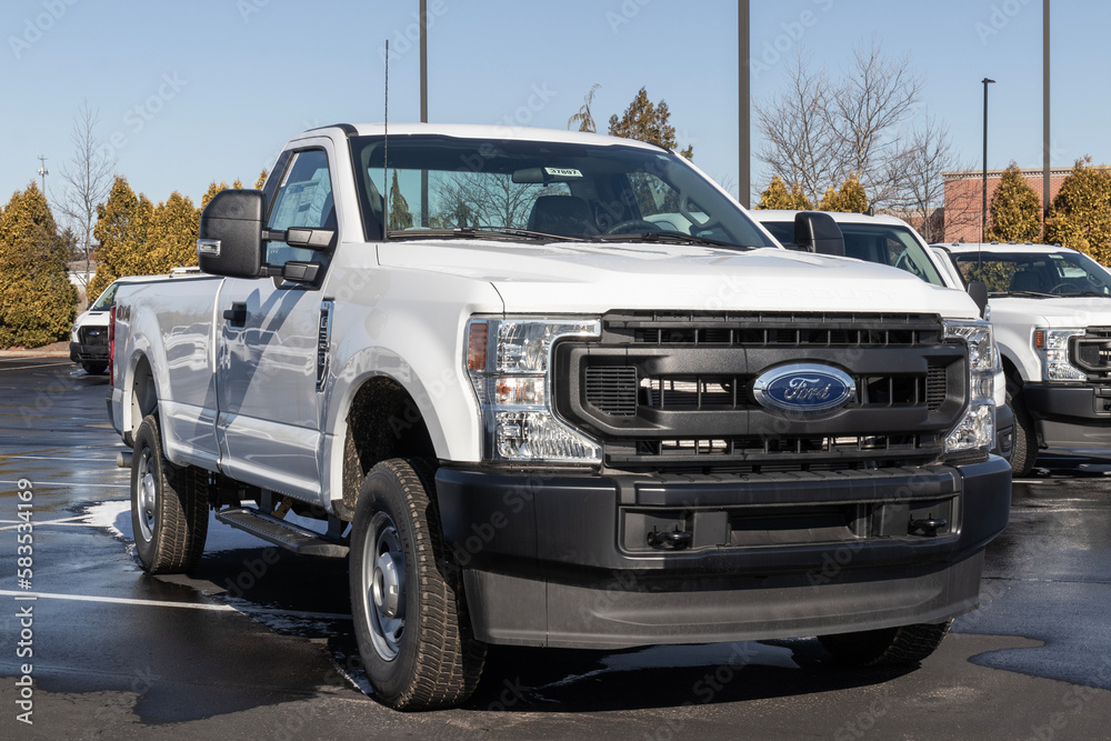 Ford Super Duty F-350 SuperCab display. Ford offers the Super Duty F350 ...