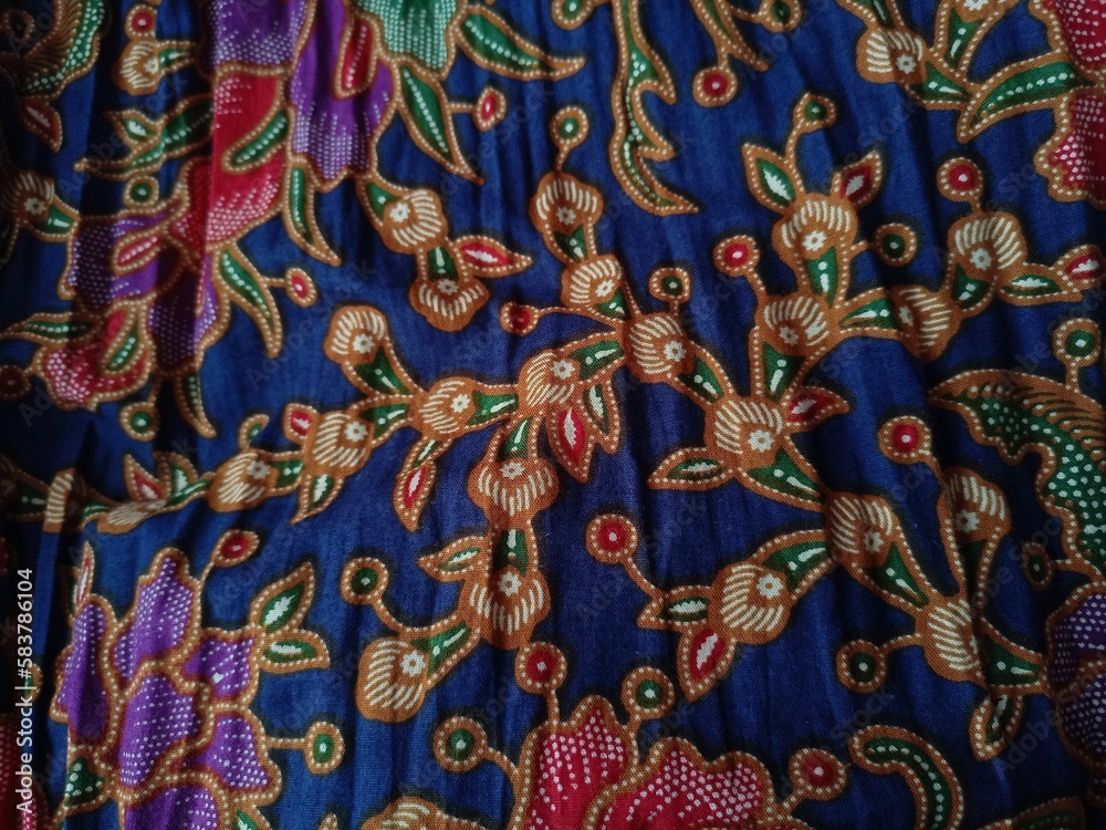 Pola Ornamen Tekstil Batik Indonesia, Close look of popular fabrics in ...