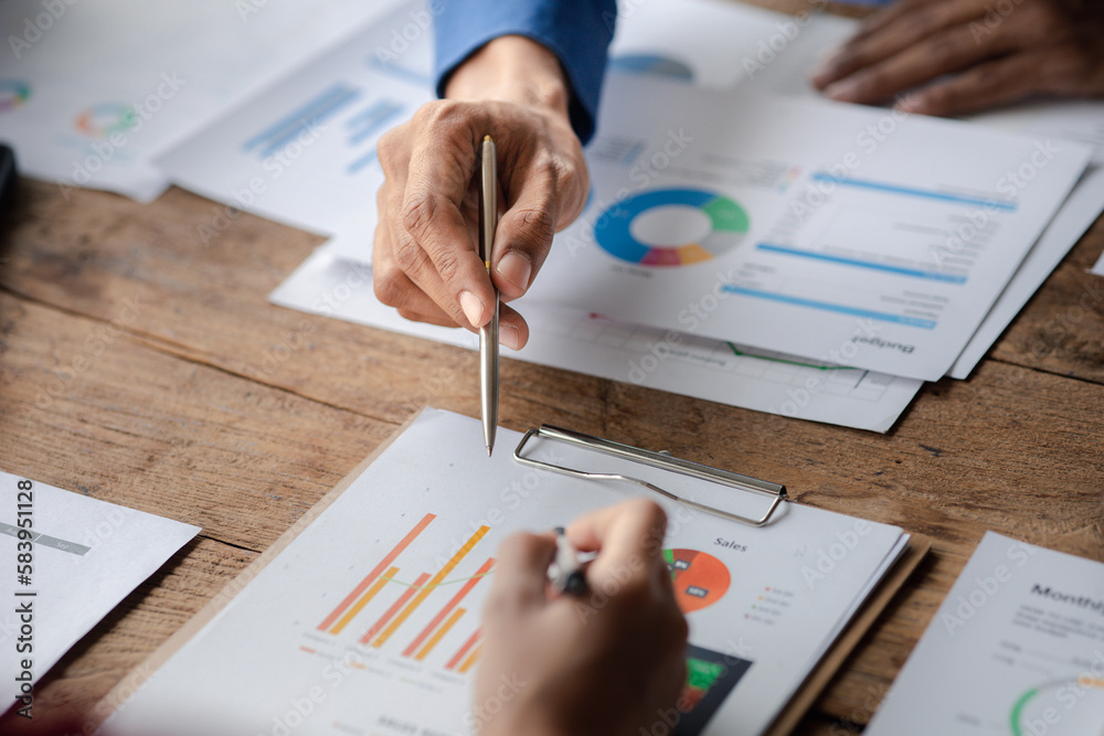 Groups of people joining in discussions, business meetings, startup ...