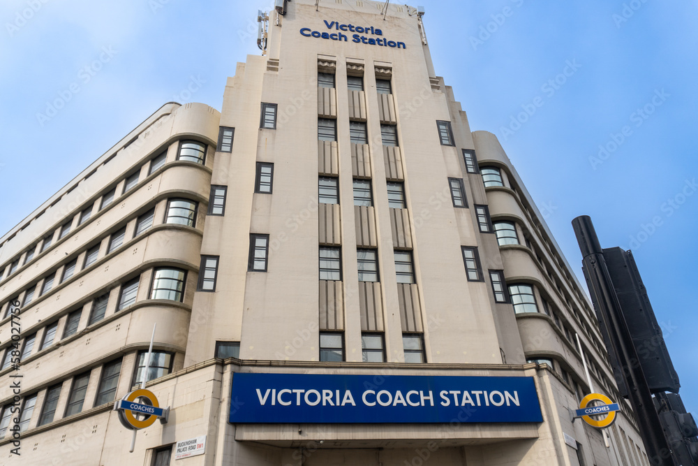Foto de London, England: Victoria Coach Station in central Victoria ...