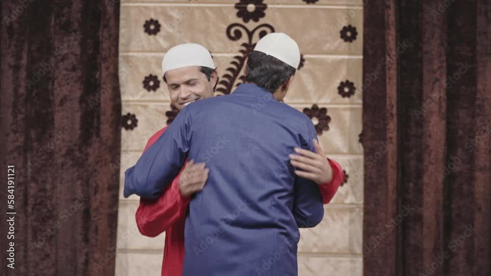 Indian muslim men celebrating Eid and hugging each other vídeo do Stock ...