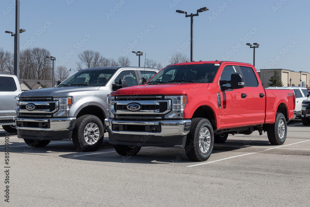 Ford Super Duty F-250 SuperCab display. Ford offers the Super Duty F250 ...