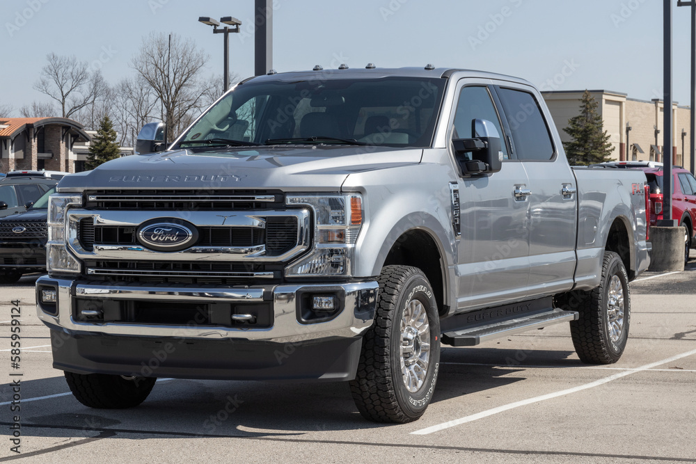 Ford Super Duty F-250 SuperCab display. Ford offers the Super Duty F250 ...