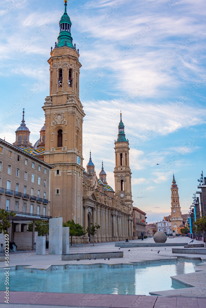 Sunrise view of the basilica de nuestra senora de pilar in Zaragoza ...
