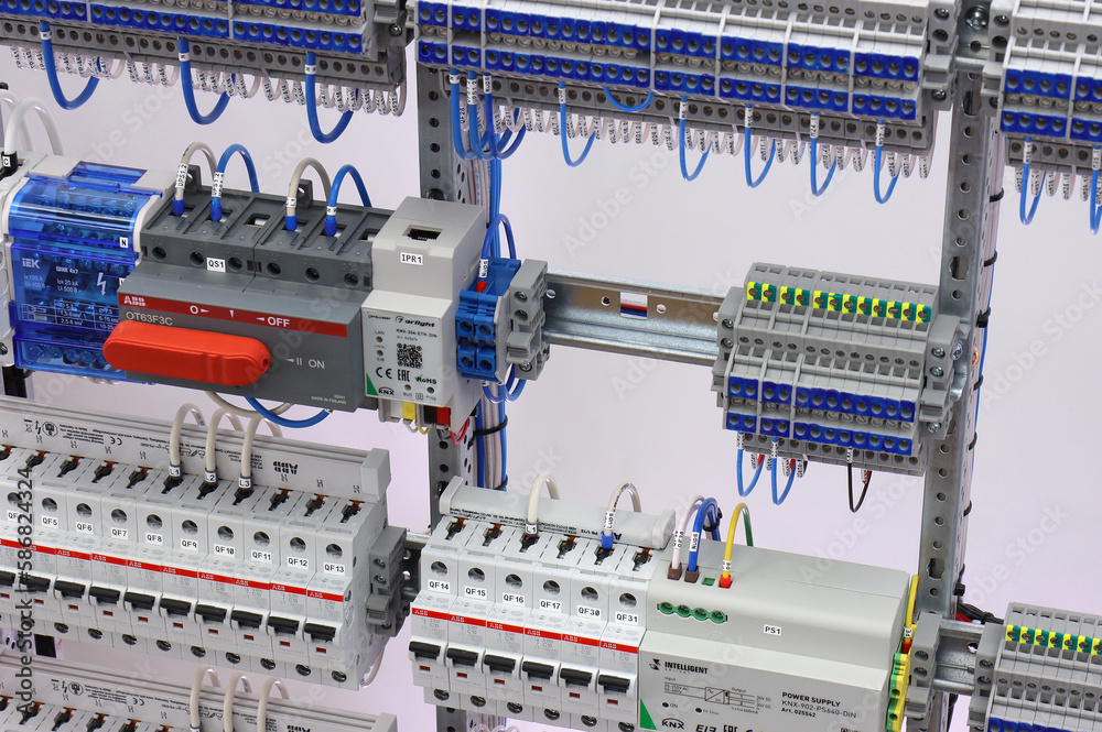 ABB automatic current switches for protection of electrical loads ...