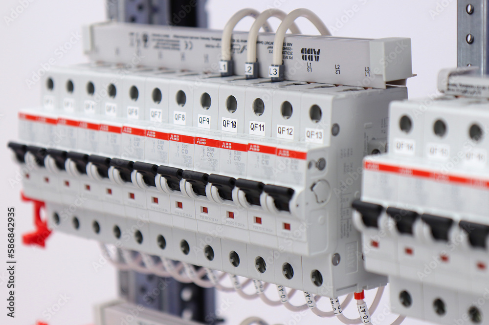 ABB automatic current switches for protection of electrical loads ...