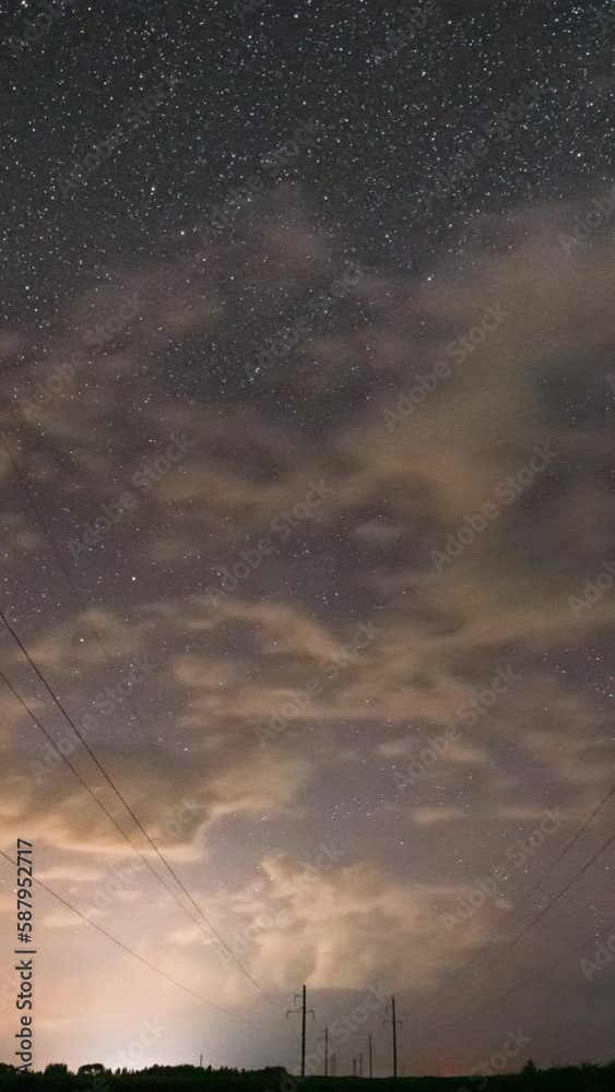 Vertical Shot, Vertical 4K Sunset Sky Transition To Dark Night Starry ...