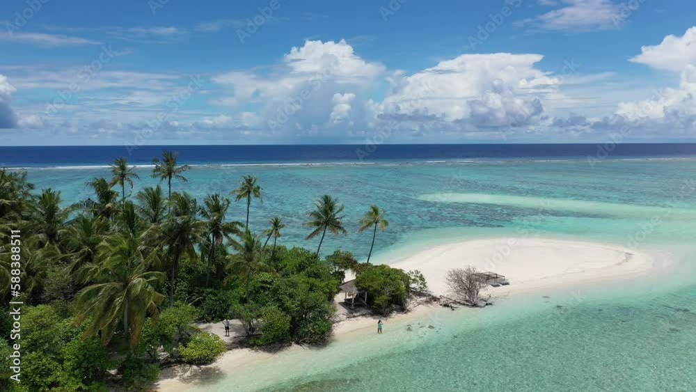 Palmeninsel auf den Malediven im Thaa Atoll. Palm Island in the ...