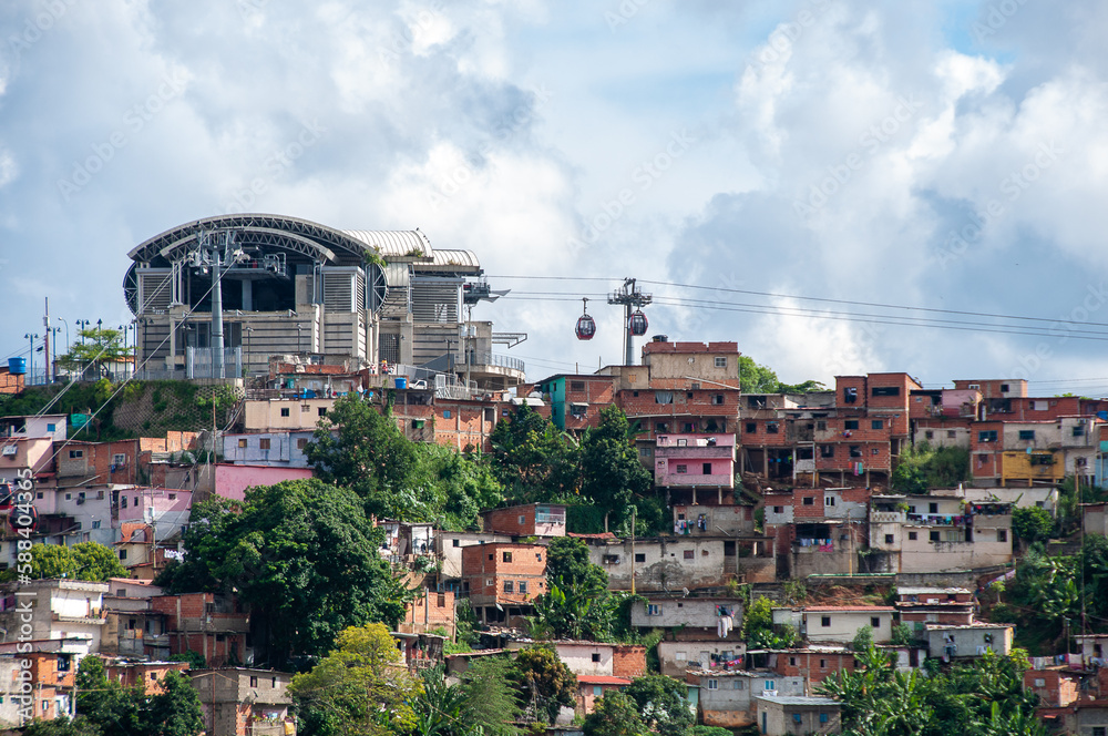 Cable train from the San Agustín del Sur neighborhood in Caracas ...