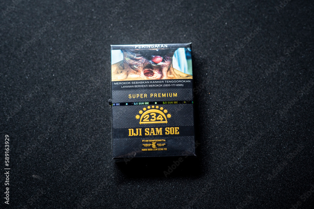 Jakarta, Indonesia. March 27, 2023: Dji Sam Soe Refil close up ...