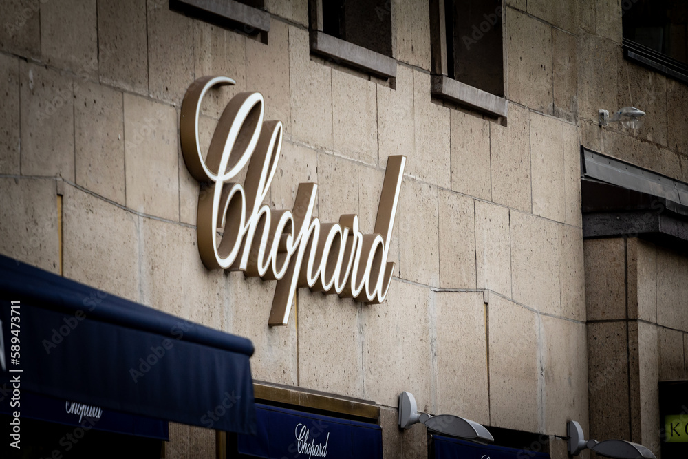 DUSSELDORF, GERMANY - NOVEMBER 9, 2022: Chopard logo in front of a ...