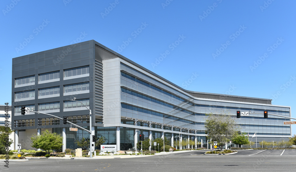 IRVINE, CALIFORNIA - 2 APR 2023: The Broadcom campus in the Irvine ... IRVINE, CALIFORNIA - 2 APR 2023: The Broadcom campus in the Irvine ...